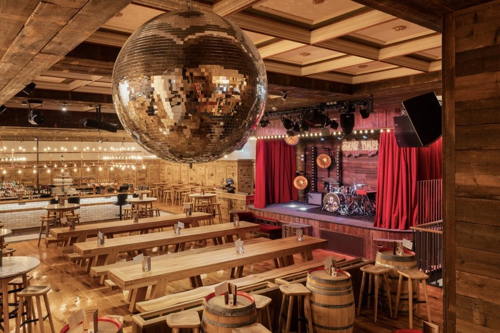 Alpine Restaurant & Beer Hall in London - Albert Schloss