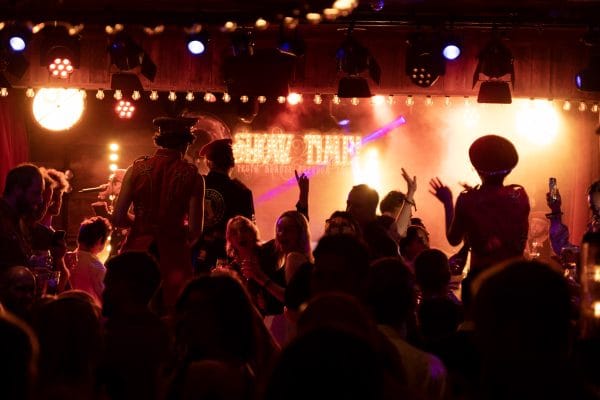 Alpine Restaurant & Beer Hall in London - Albert Schloss