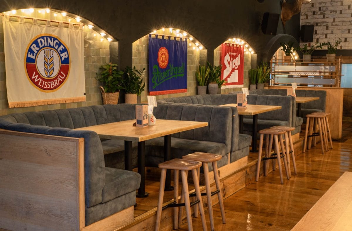 Private Dining & Events - Alpine Restaurant & Bar - Albert's Schloss