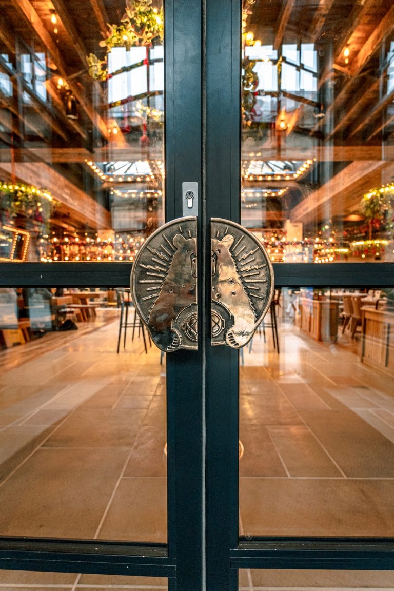 Alpine Restaurant with Live Music & Shows - Find your Location