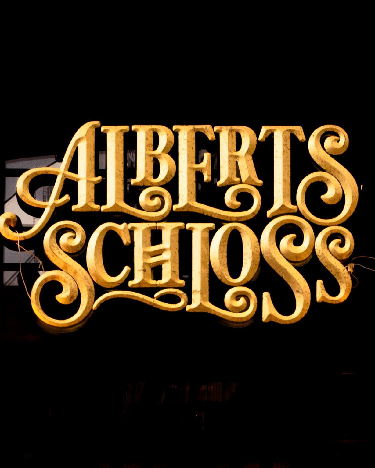 Contact Us - Alpine Restaurant & Beer Hall - Albert's Schloss