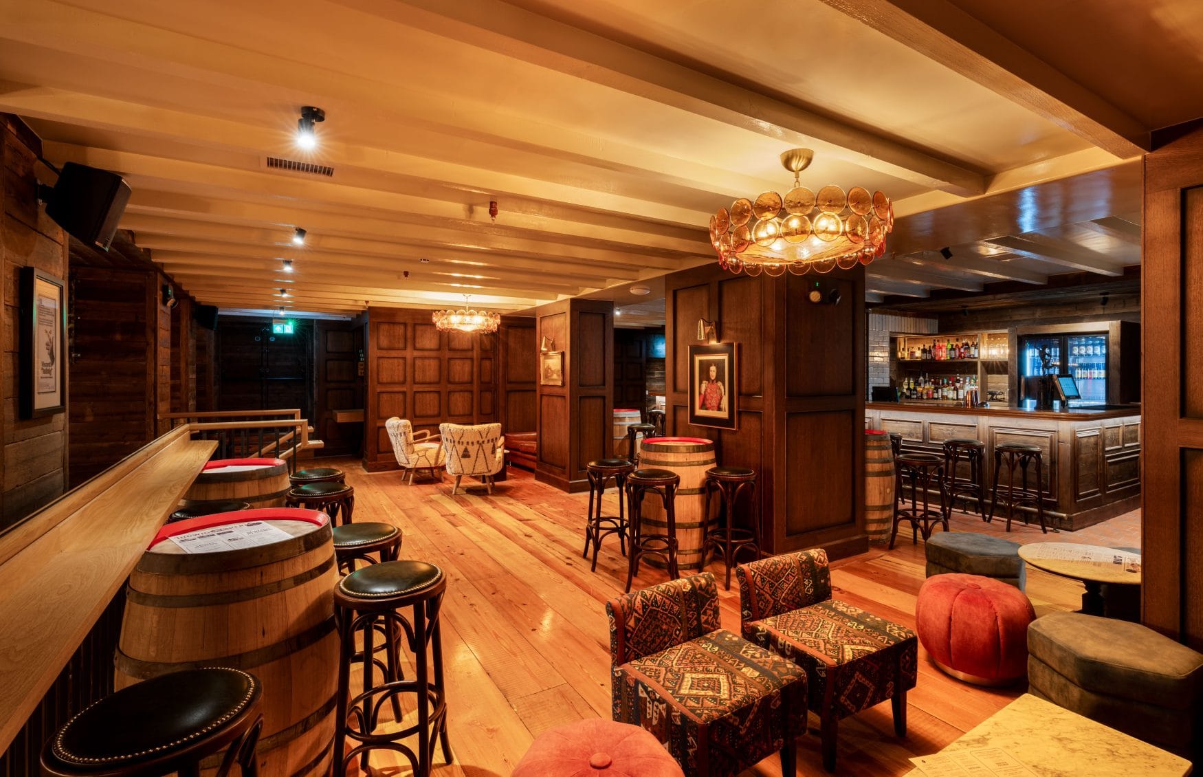 Ludwig's Tavern London - Albert's Schloss